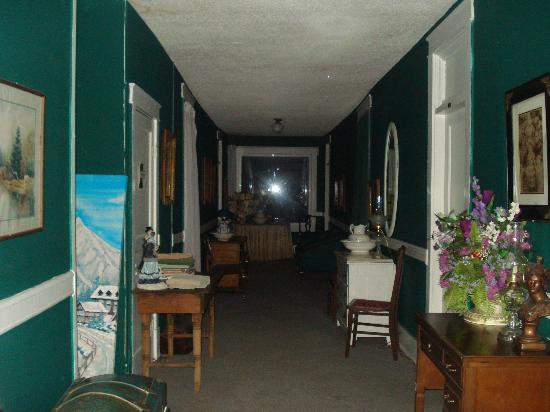 The Thomas House Hotel: Ghost Hunters' Paradise